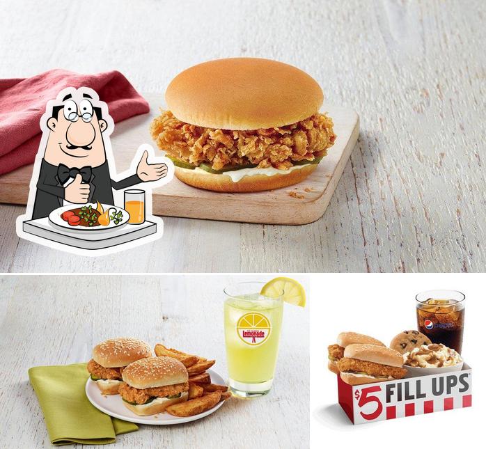 KFC, 6195 NW 27th Ave in Miami - Restaurant menu and reviews
