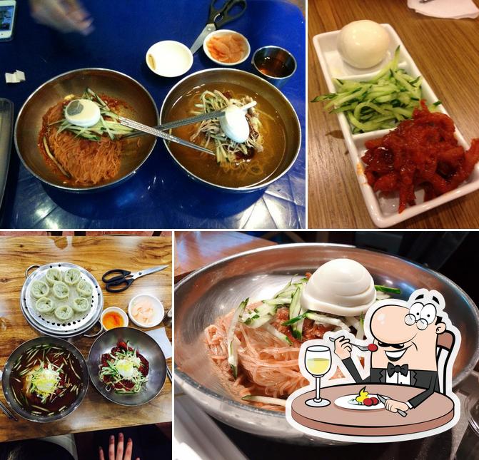 Gaegeum Milmyeon restaurant, Busan, 88-8 Gayagongwon-ro 14beon-gil ...