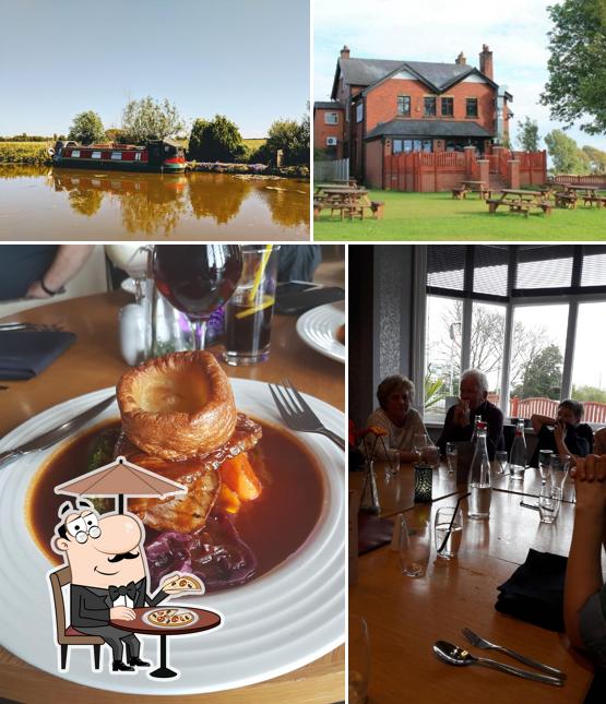 The New Scarisbrick Arms, Downholland - Restaurant menu, prices and reviews