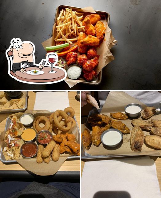 Buffalo Wild Wings in Alabaster - Restaurant menu and reviews