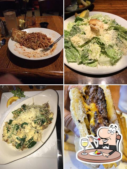 13 Coins SeaTac, SeaTac - Restaurant menu, prices and reviews