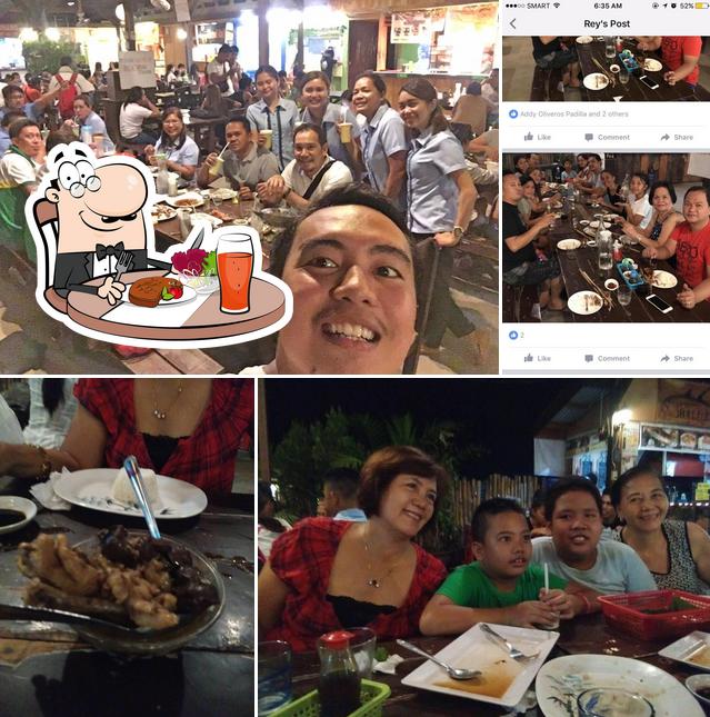 Bador Sa Baywalk restaurant, Mati - Restaurant reviews