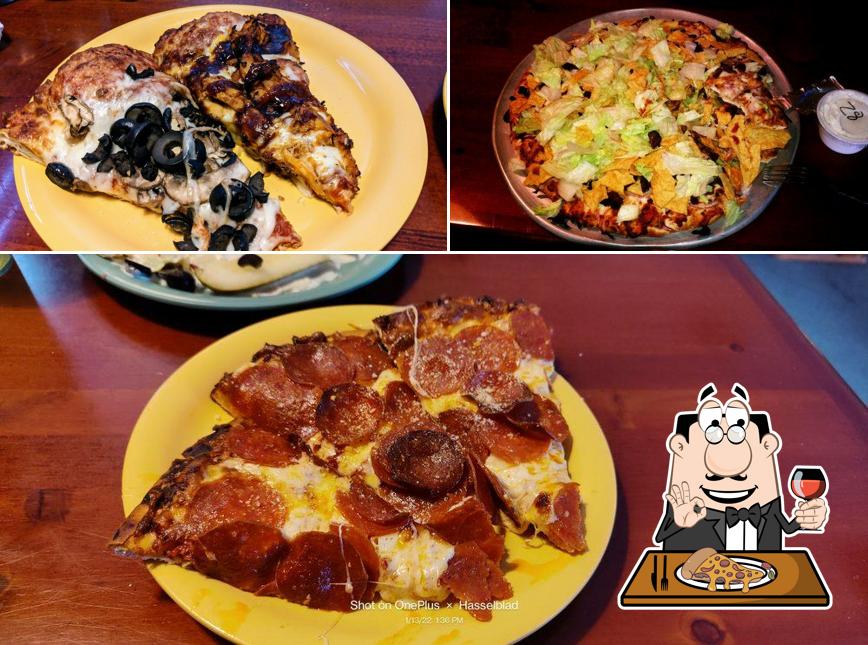 Track Town Pizza, Eugene - Restaurant menu, prices and reviews