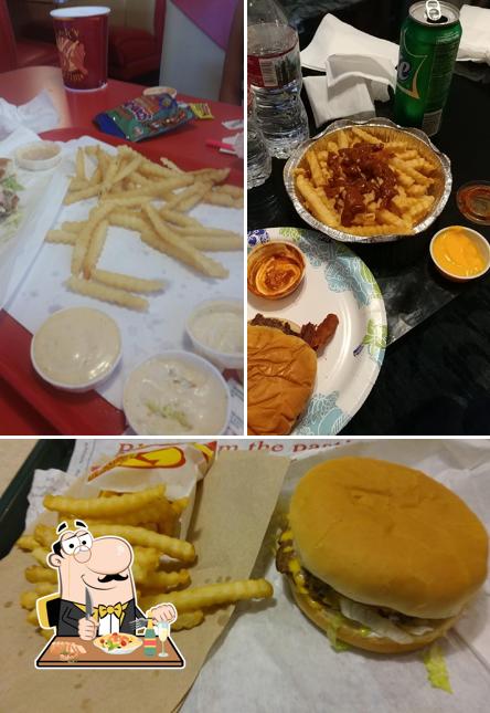 Zip's Drive In, 725 E Francis Ave in Spokane - Restaurant menu and reviews