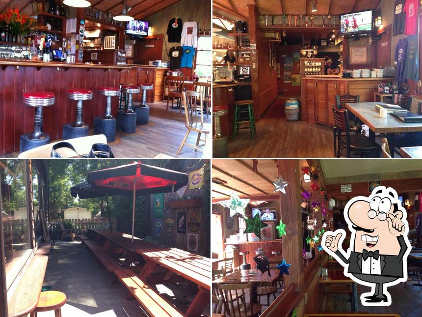 Fiddler's Inn Pub & Pizza in Seattle - Restaurant menu and reviews