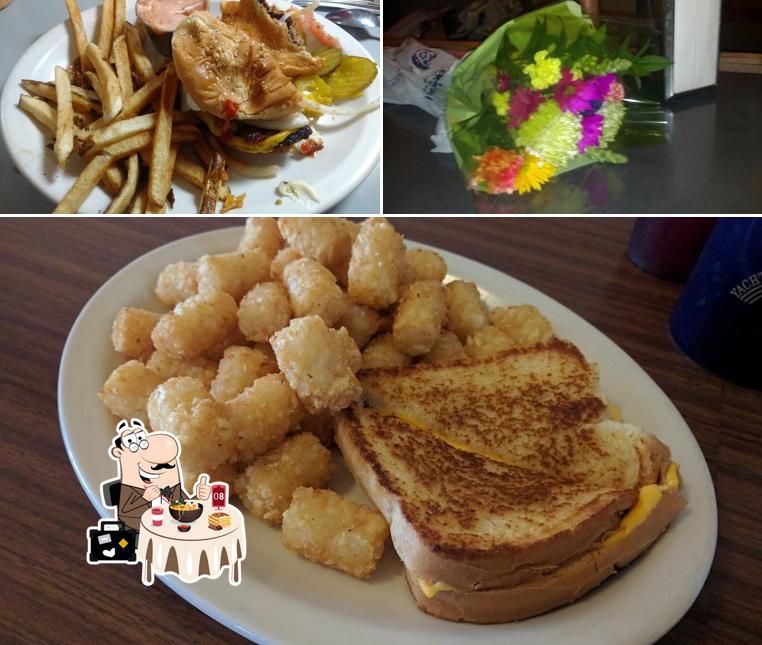 Howells Cafe, Huntington - Restaurant menu, prices and reviews