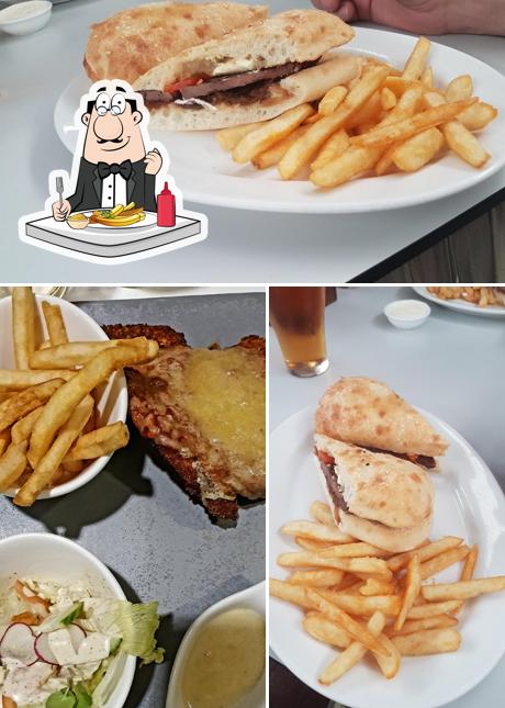 Newnham Hotel & Function Centre in Upper Mount Gravatt - Restaurant ...