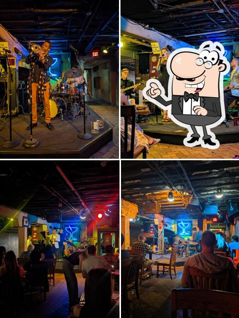 Elephant Room, Austin - Restaurant menu, prices and reviews