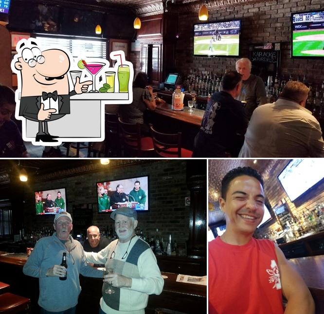 The Rail Bar & Grill in New York City - Restaurant menu and reviews