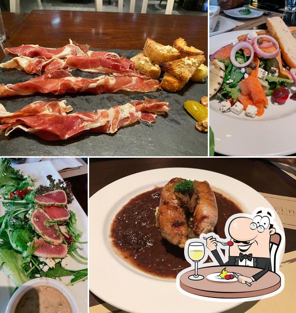 Wine Connection The Bright restaurant, Bangkok, 15/9 ศูนย์การค้าเดอะไบ ...