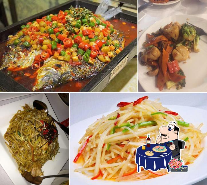 Eastern Bay Chinese Restaurant, 2055 Riverside Dr in Columbus ...