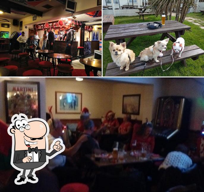 Top 5 pubs & bars in Brean, september 2025 - Restaurant Guru