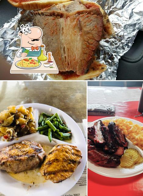 Smiley's Cafe, 106 Fay Ave E, US-87 in Smiley - Restaurant reviews