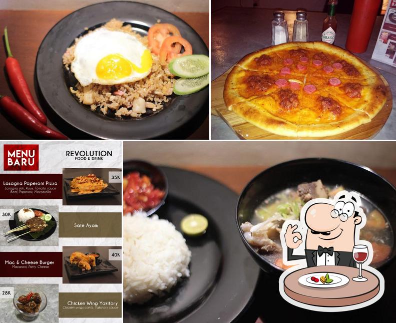 Revolution Food & Drinks restaurant, East Jakarta, Jl. Pahlawan ...