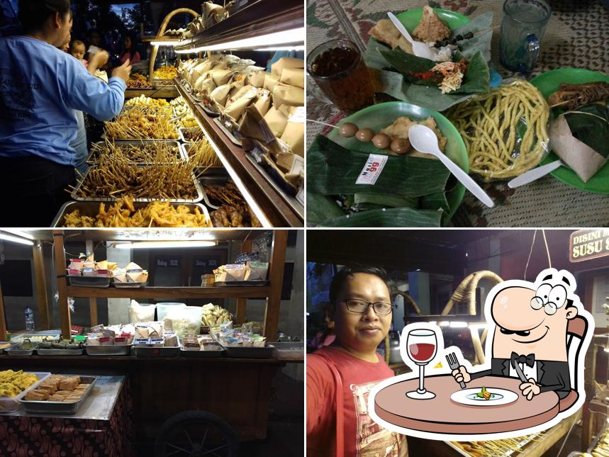 Angkringan Pak Jabrik restaurant, Yogyakarta - Restaurant reviews