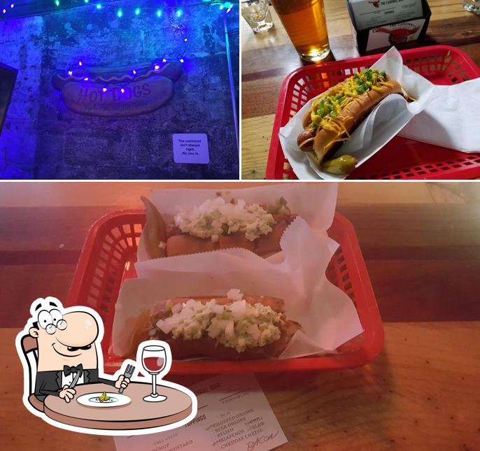 The Cardinal Bar, Raleigh - Restaurant menu, prices and reviews
