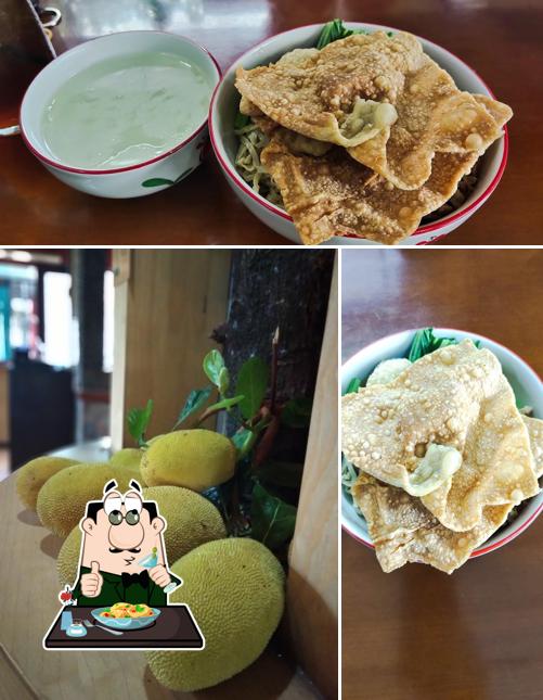 Nays Cafe, East Jakarta - Restaurant menu and reviews
