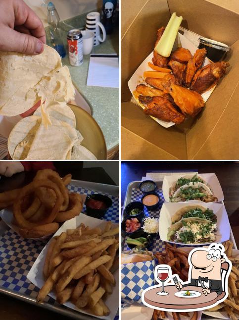 Menu of The Roadside pub & bar, Blaine - reviews and ratings
