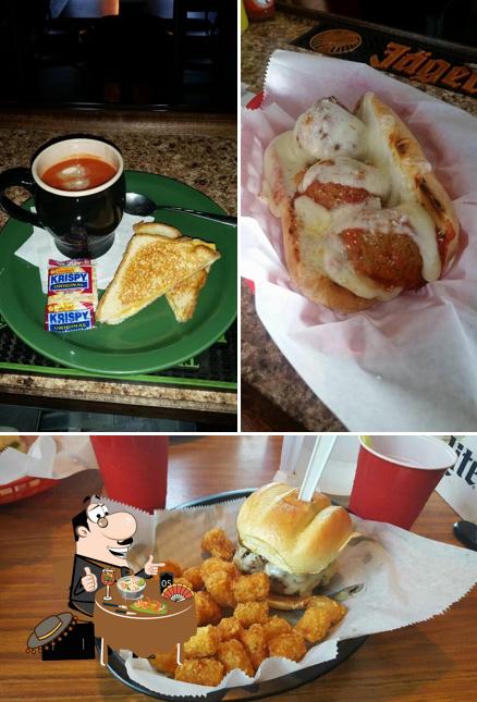 The Annex Bar & Grille in Solon - Restaurant menu and reviews