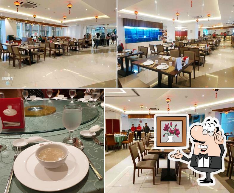 Golden Bamboo Restaurant, Makati, H2F9+2VV - Restaurant menu and reviews