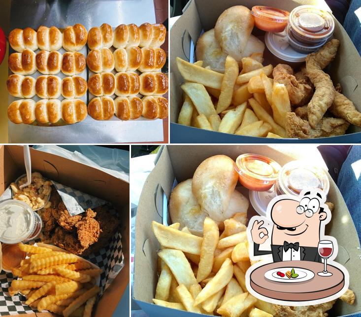 Donahoo's Golden Chicken, Ontario - Restaurant menu, prices and reviews