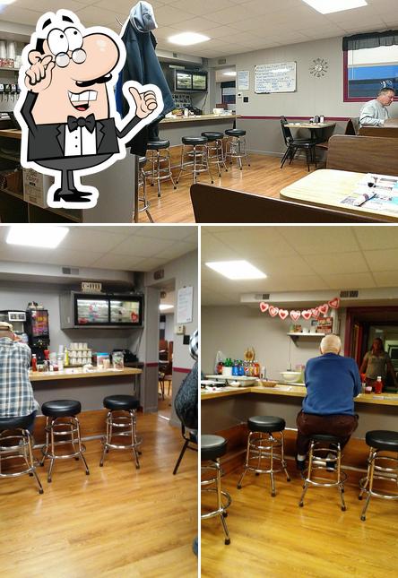 Route 74 Restaurant in Dover - American restaurant menu and reviews