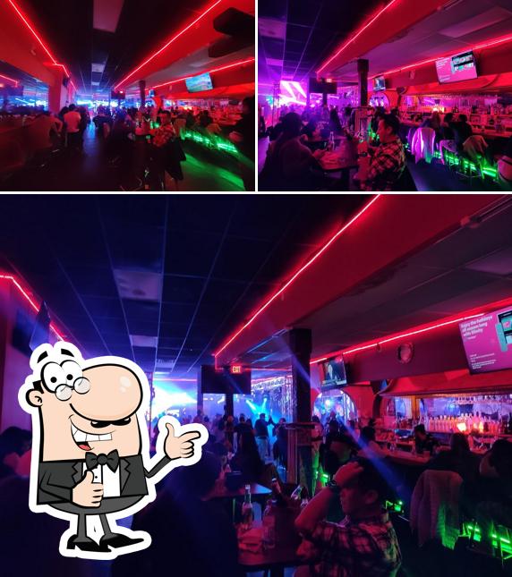 El Oasis Night Club in Baltimore - Restaurant reviews