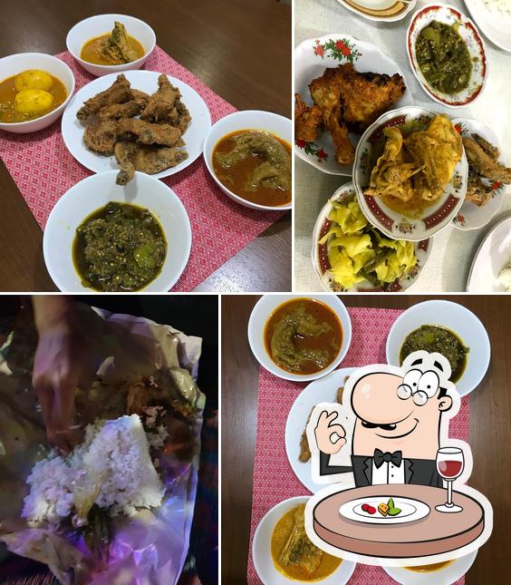 Rumah Makan Karya Bundo restaurant, North Jakarta, Jalan Danau Sunter ...
