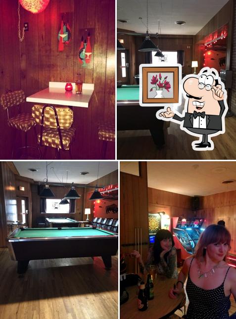 Lee's Luxury Lounge in Milwaukee - Restaurant menu and reviews