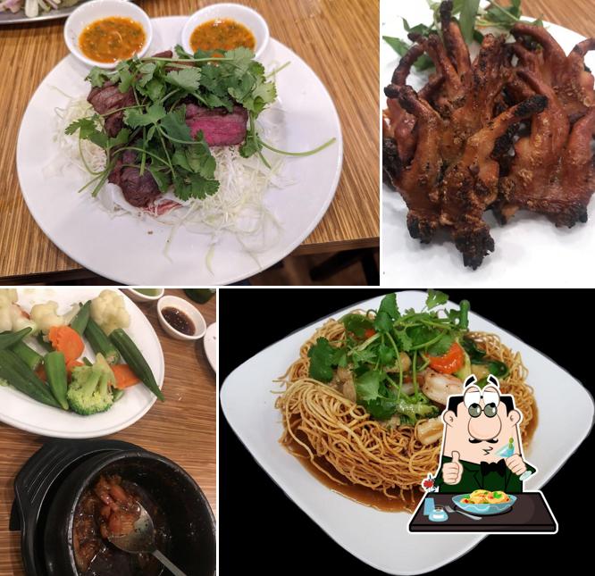 6 Van 8 in Garden Grove - Restaurant menu and reviews