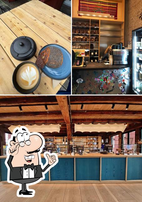 Hart Bageri Holmen pub & bar, Copenhagen - Restaurant reviews