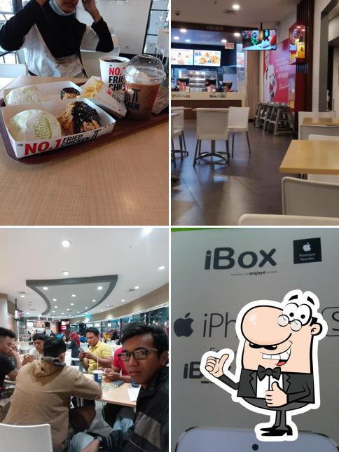KFC restaurant, Cirebon, GRAGE MALL - Restaurant reviews