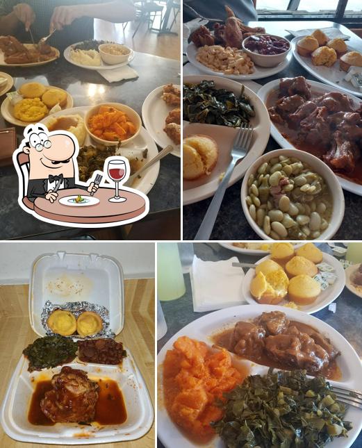 R & R Soulfood in Carson - Southern restaurant menu and reviews