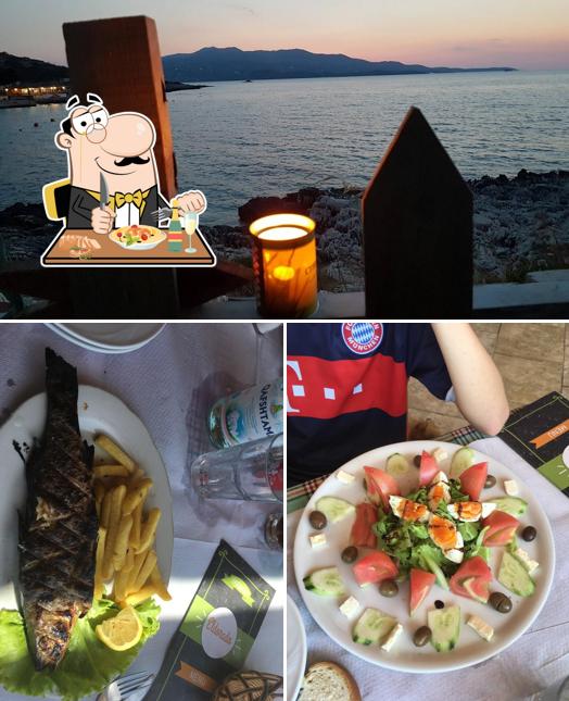 Finns Beach pub & bar, Ksamil, Q2J5+33Q - Restaurant reviews