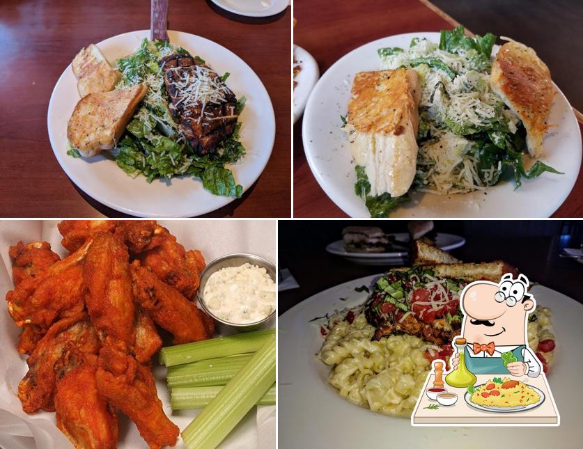 Blue 32 Sports Grill restaurants in Gilbert, summer 2024 - Restaurant Guru
