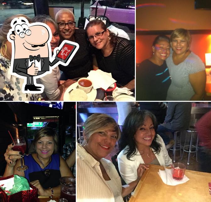 Eddie JR's Sports Bar in New York City - Restaurant reviews