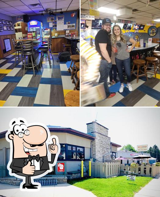 King Pin Lanes in Campbellsport - Restaurant reviews