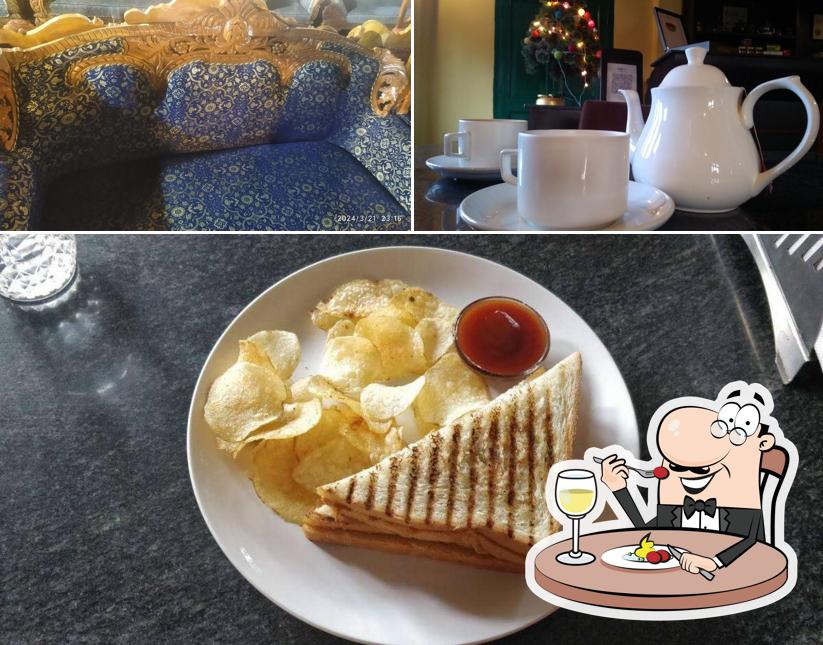 Cafe Regal, Jamshedpur, Bharucha Mansion - Restaurant menu and reviews
