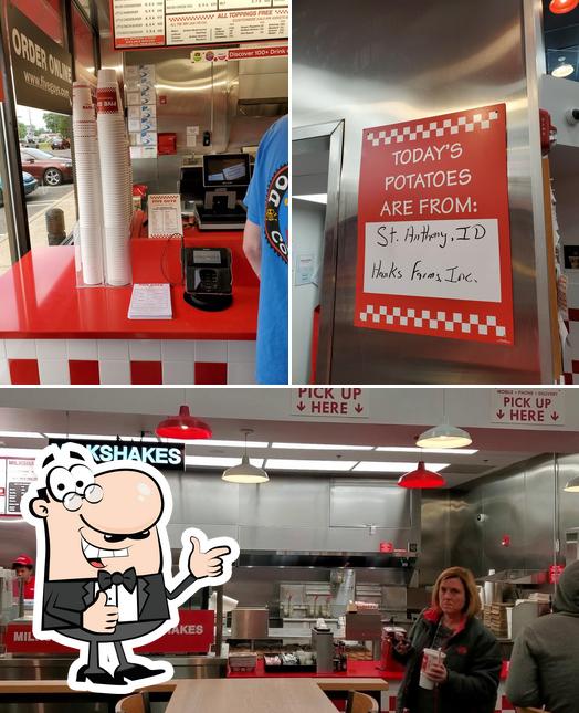 Five Guys, 1902 NJ-35 in Wall Township - Restaurant menu and reviews