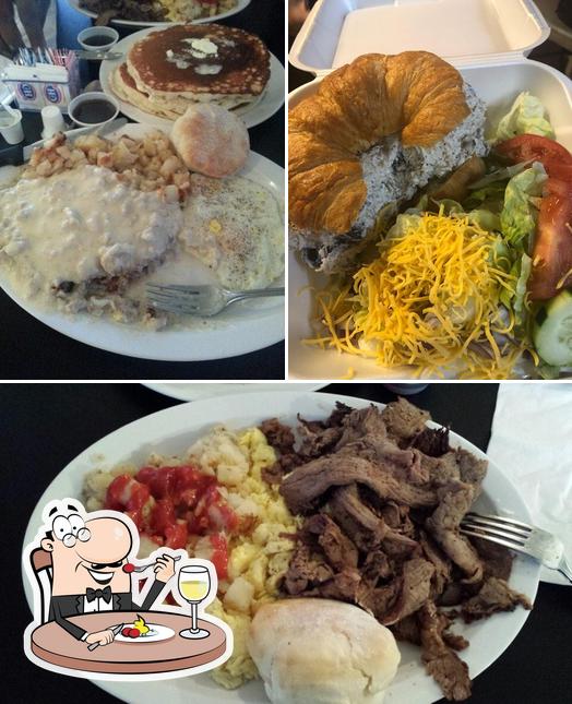 Helen's Kitchen, Ak-Chin Indian Community - Restaurant menu, prices and ...