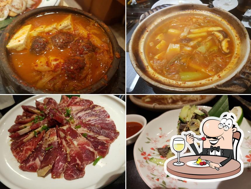 Gyumon Yakiniku Restaurant @ Pan Pacific Manila, Manila - Restaurant ...