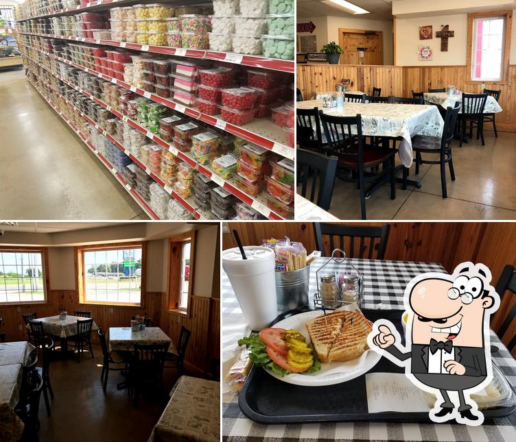 Best chicken wraps in Chouteau restaurants, summer 2024 - Restaurant Guru
