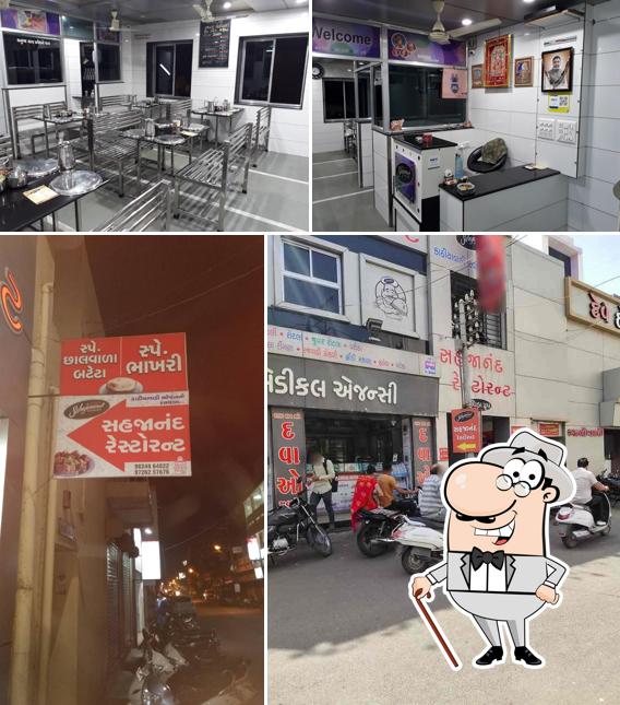 Sahjanand Restaurant, Rajkot, 7QQW+CH9 - Restaurant menu and reviews