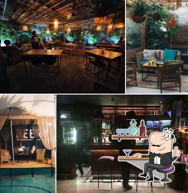 Beer Yard pub & bar, Port Elizabeth - Restaurant reviews