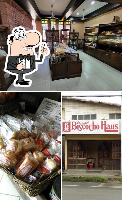 Original Biscocho Haus, Iloilo City, Avanceña St - Restaurant reviews