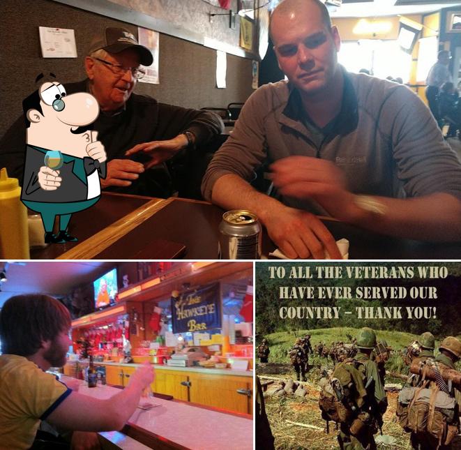The Hawkeye Bar, Mapleton - Restaurant menu, prices and reviews