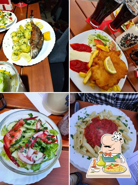 Schirmbar Hallstatt (Umbrella Bar Hallstatt), Hallstatt - Restaurant ...