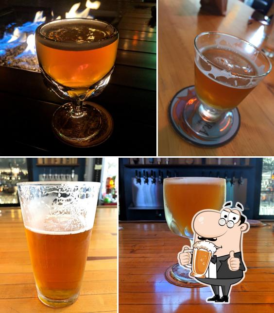 Beer Bunker, 7918 SE Stark St in Portland - Restaurant menu and reviews