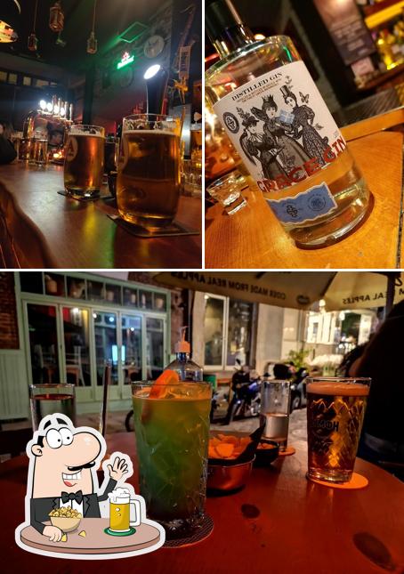 Stones Rock Bar, Thessaloniki - Restaurant reviews