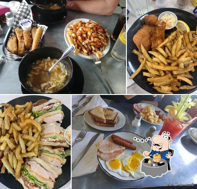 Dee Dee's Diner and Motel, French River - Restaurant menu, prices and ...